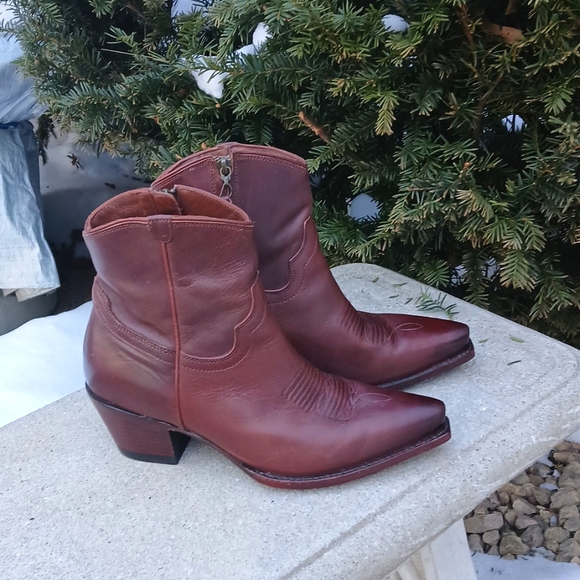 Tecovas | Shoes | Tecovas Boot The Daisy Size 95 Euc | Poshmark